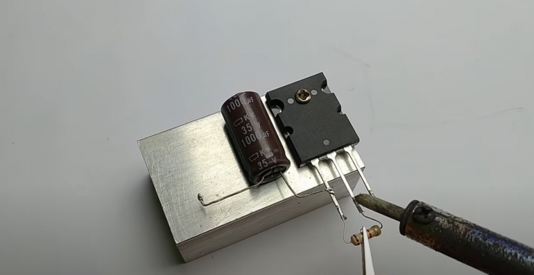2SC5200 Transistor Pinout and Specifications for Beginners - NerdyTechy