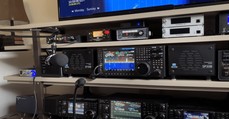 The 8 Best Ham Radio Desk Ideas - NerdyTechy